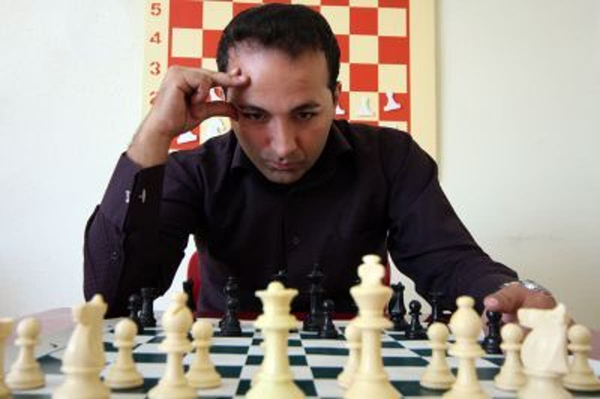 Iranian champ seeks to revive old Persian chess glory | The Independent ...