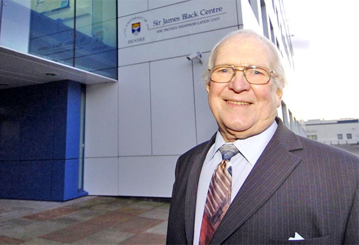 Professor Sir James Black: Nobel laureate who designed the first modern ...