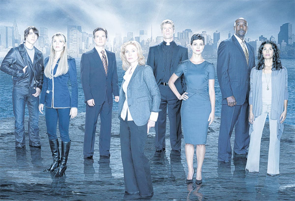 V - Alien visitors speak with forked tongue | The Independent | The ...