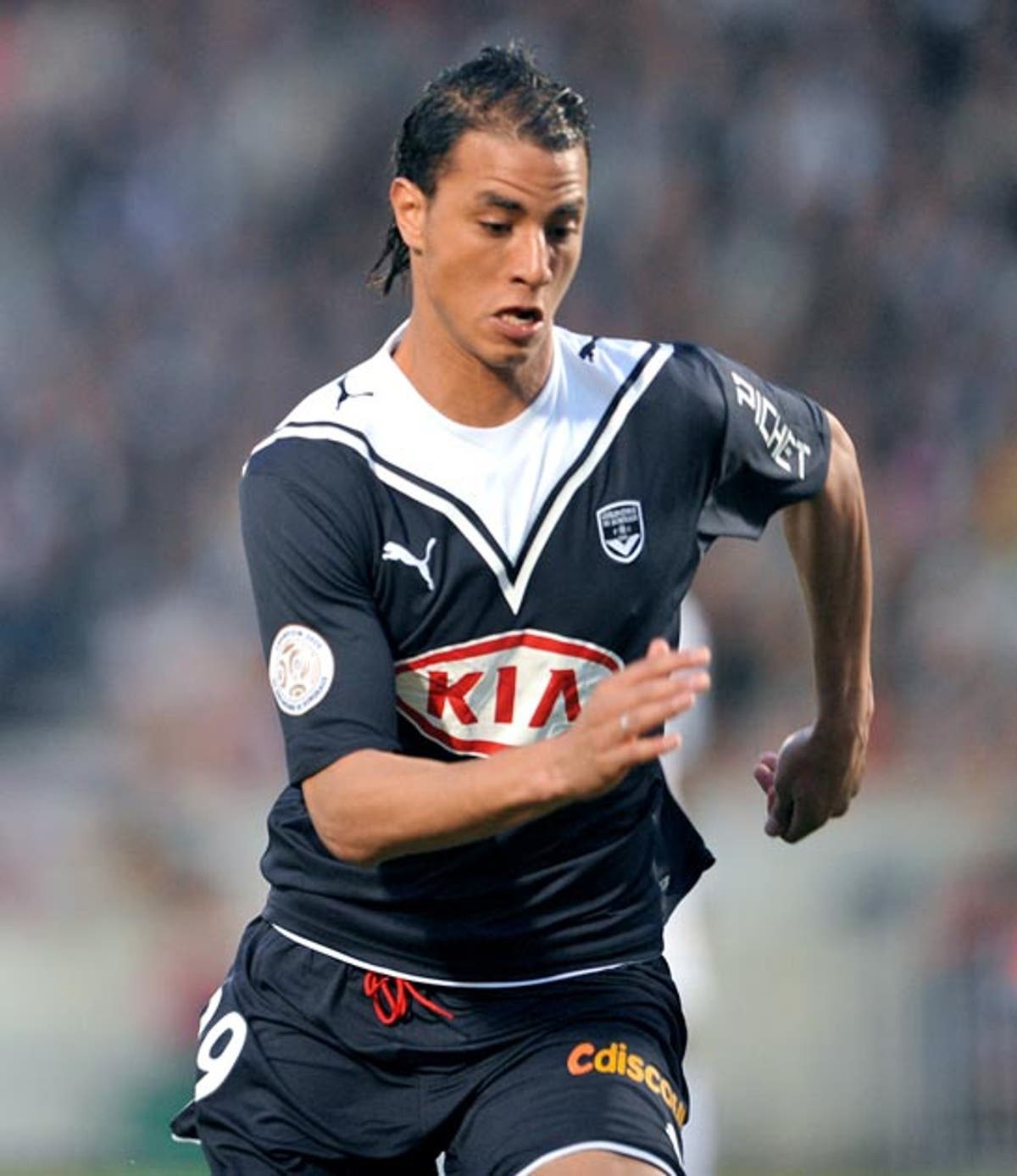 Chamakh rolls into town to finalise Arsenal transfer | The Independent ...
