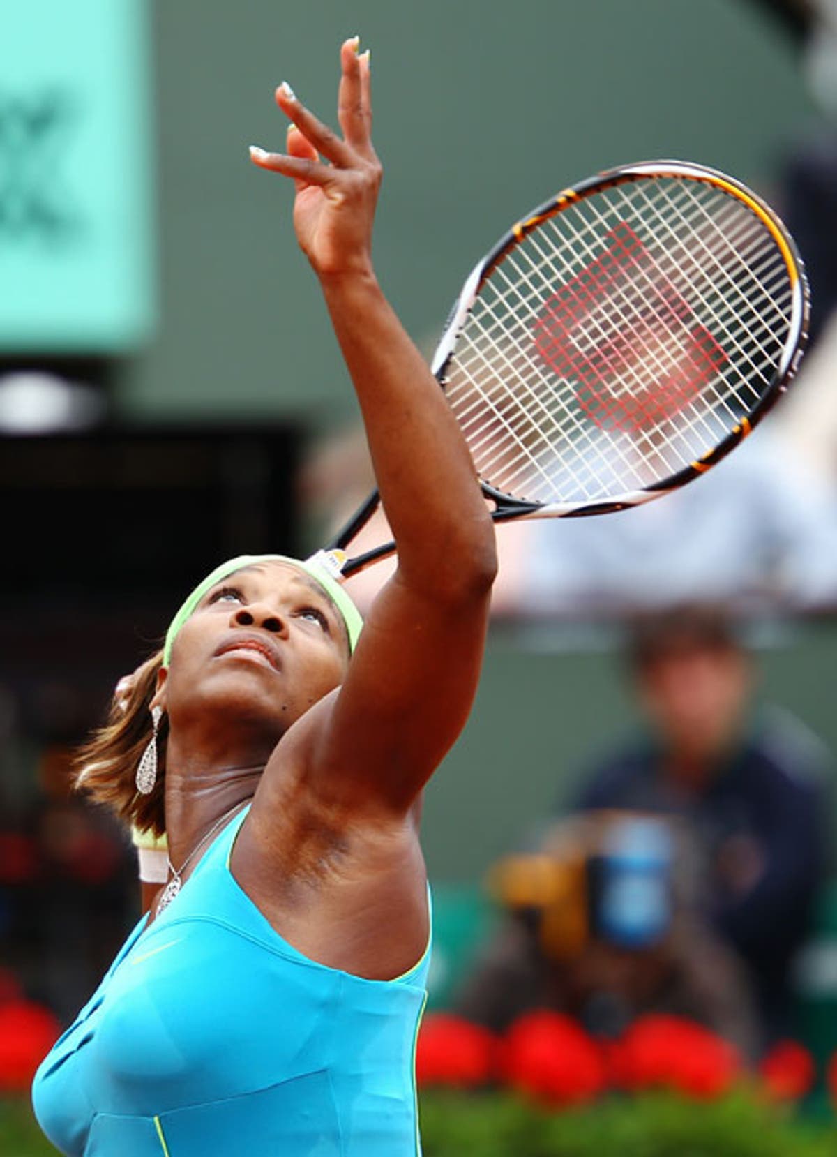 Serena endures a dizzy spell before beating bug | The Independent | The ...
