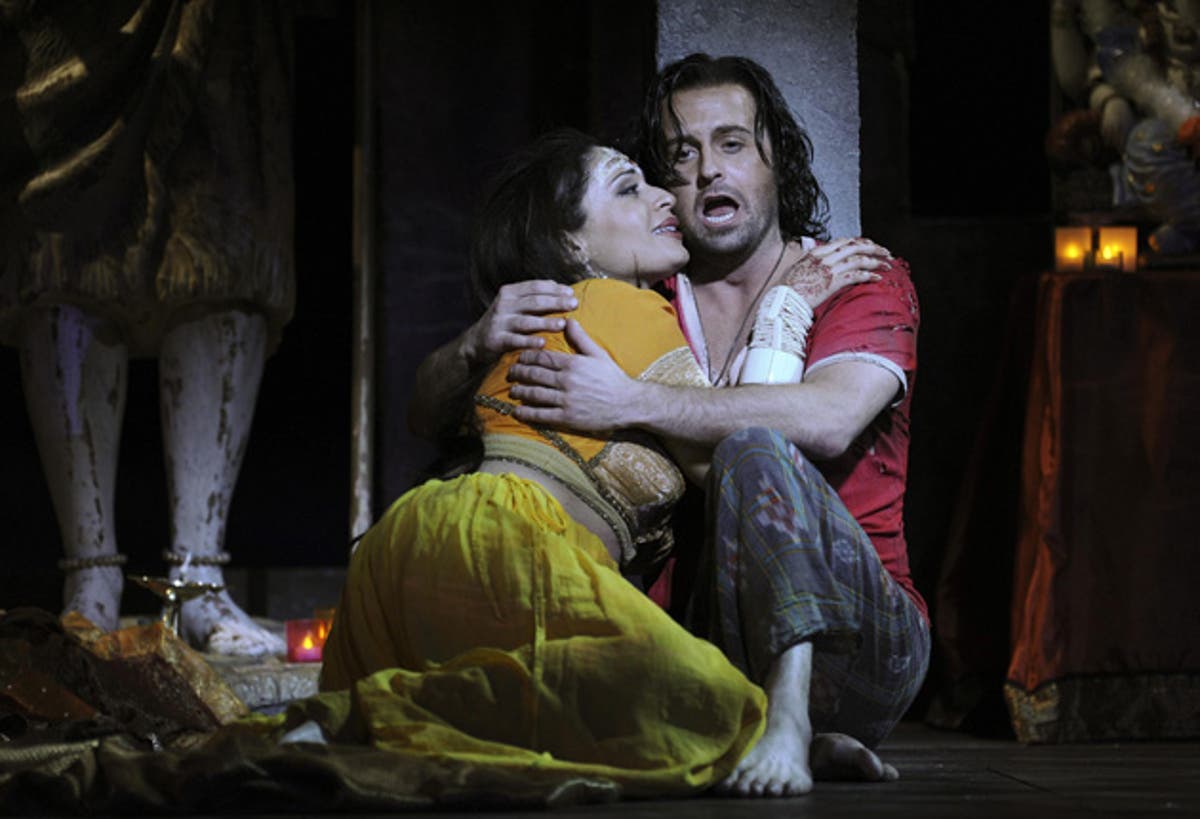 The ENO show's not over until the understudy's understudy can't sing ...
