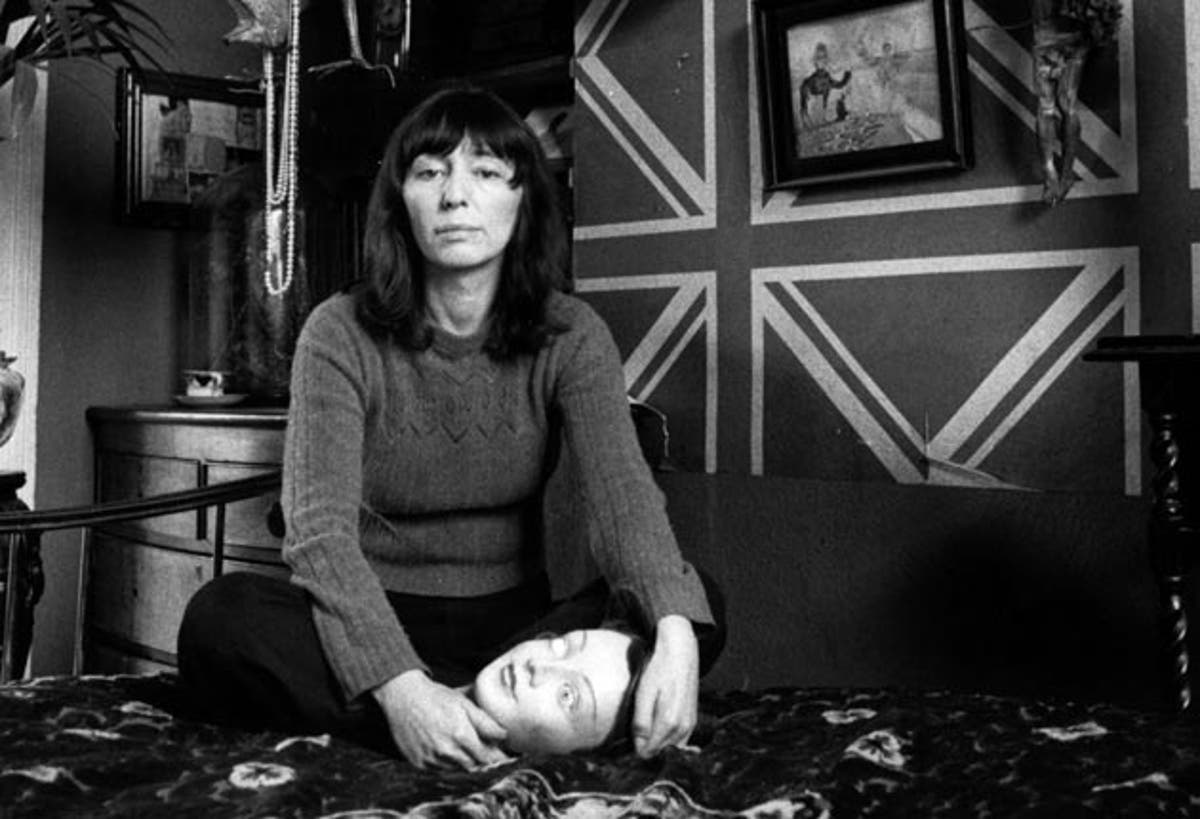 Dame Beryl Bainbridge: Novelist whose work began rooted in ...