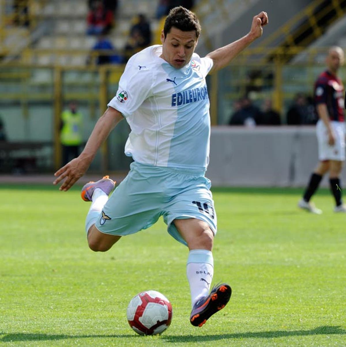 Manchester City target Mauro Zarate wants to stay at Lazio | The ...