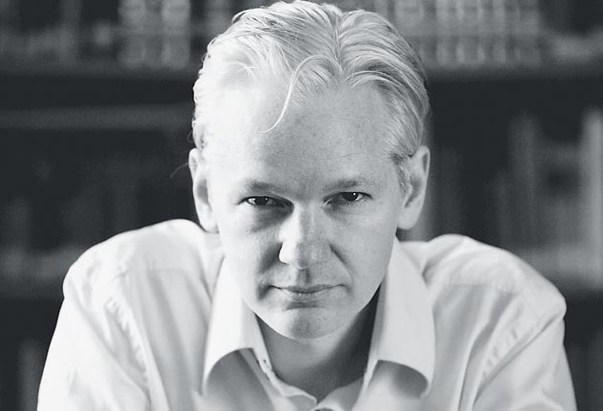 Wikileaks founder who torments the Pentagon comes out of shadows | The ...