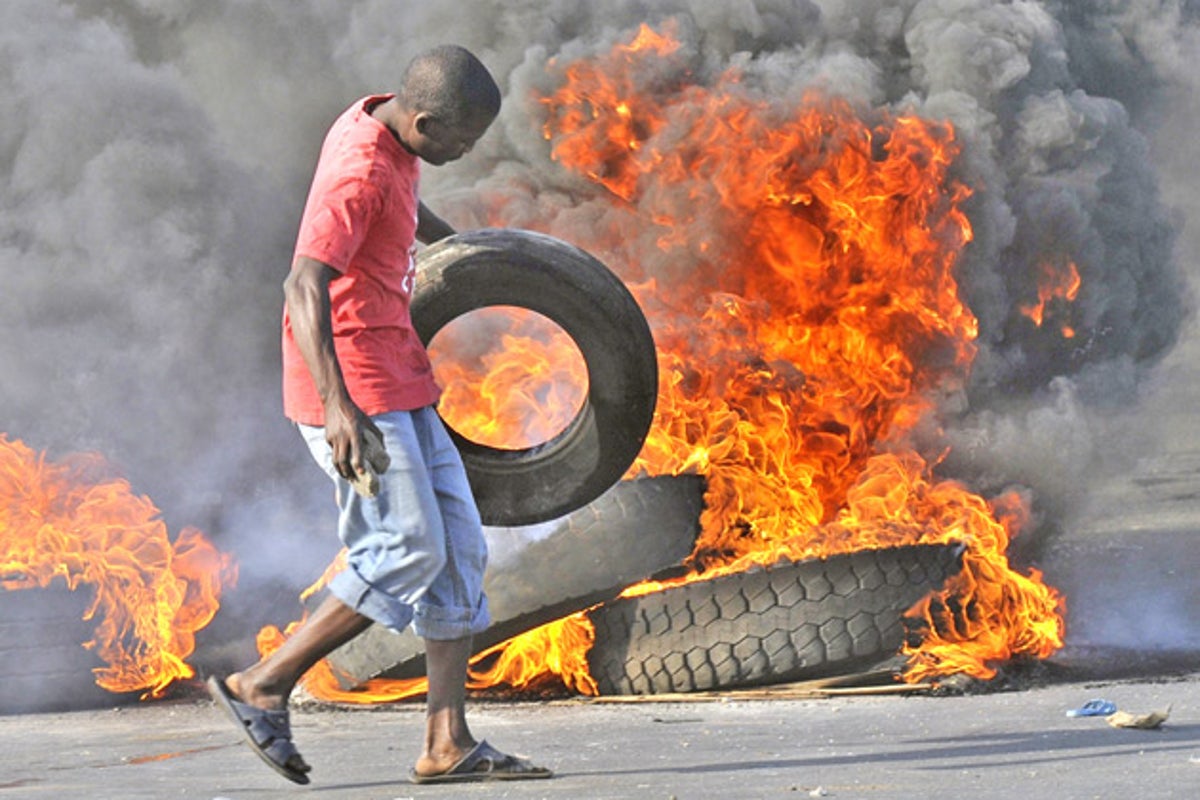 Seven killed as rising food prices spark riots in Mozambique | The ...