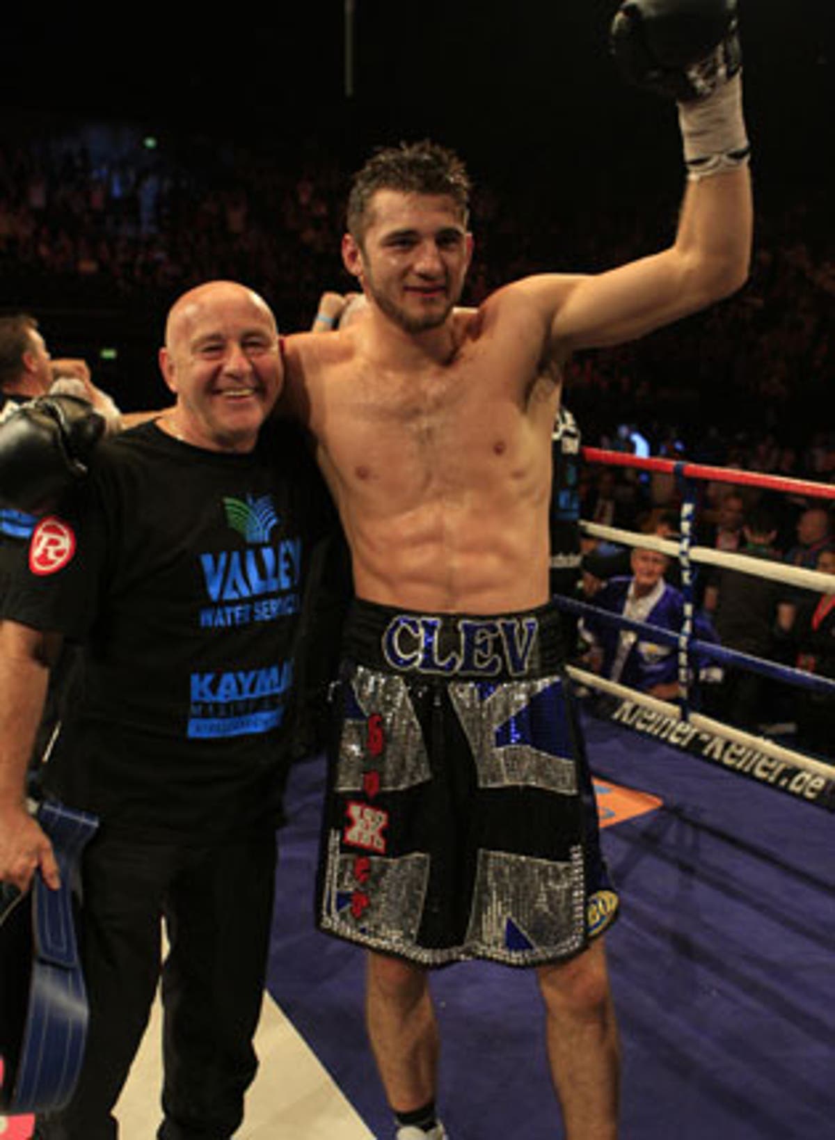Boxing: Cleverly proves himself worthy of world title shot | The ...