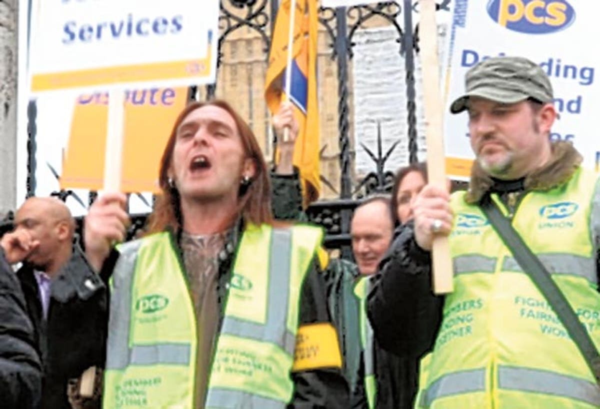 Public-sector strikes may struggle for sympathy | The Independent | The ...