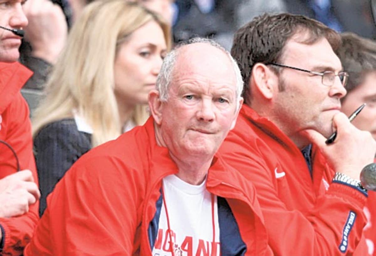 Brian Ashton: In the 'gods' it's easier to see who's slacking and who's ...