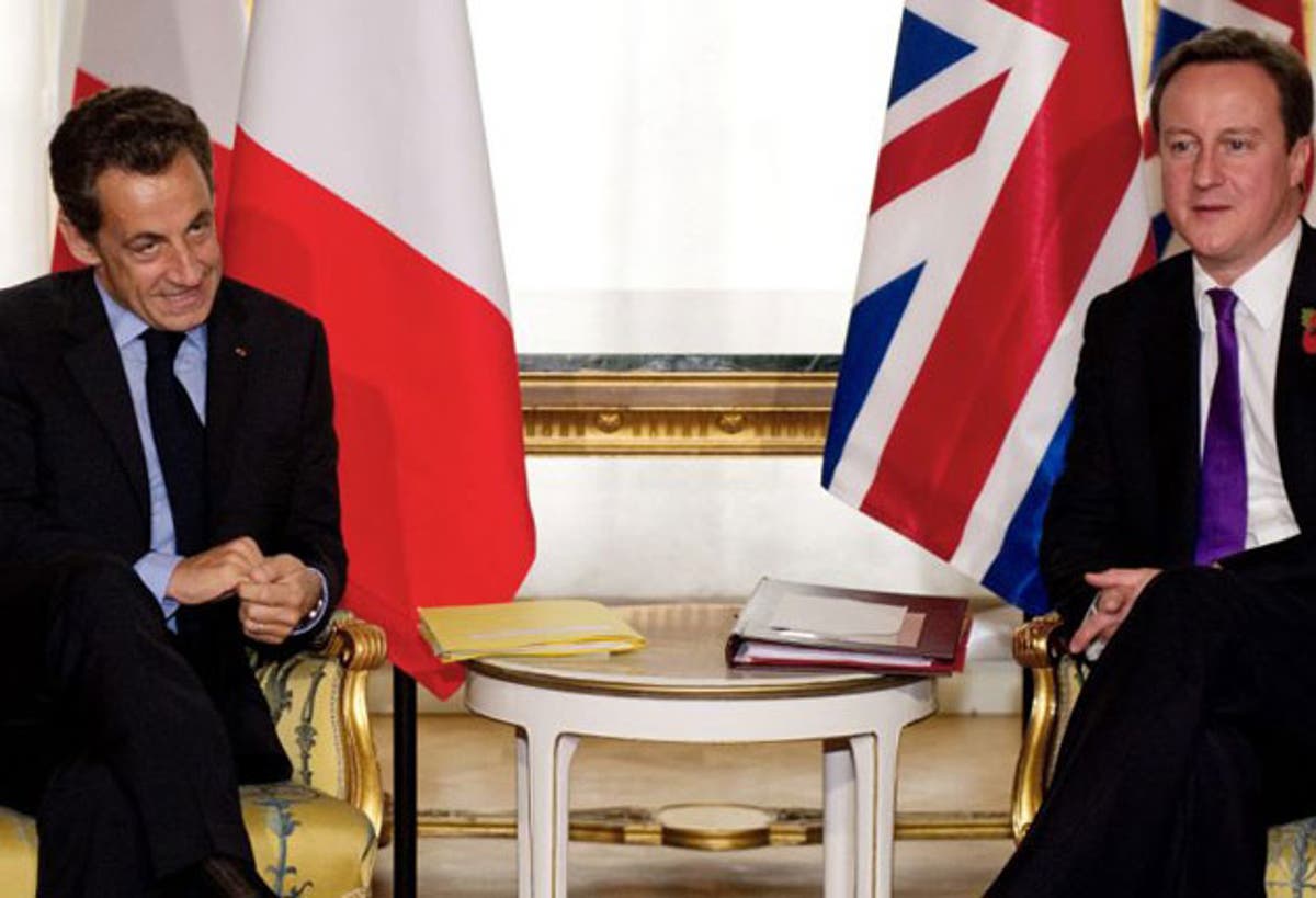 David Cameron hails 'new chapter' in defence co-operation | The ...