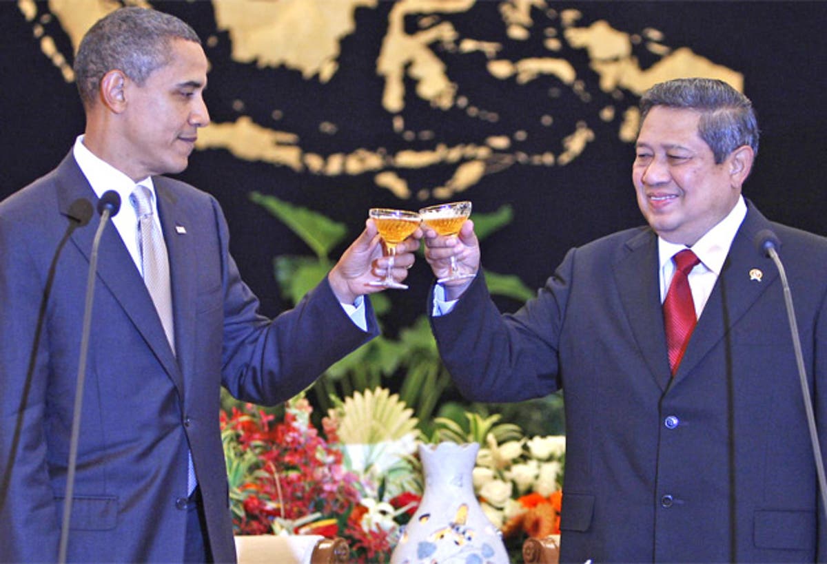 'Little Barry' returns to his boyhood home | The Independent | The ...