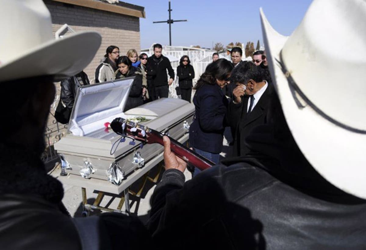 Ciudad Juarez mourns murdered campaigner | The Independent | The ...
