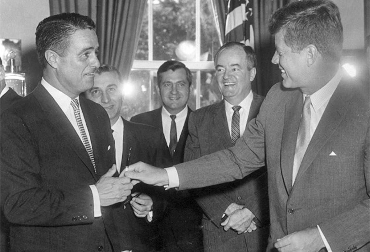 Sargent Shriver: Politician and diplomat who ran for the White House ...