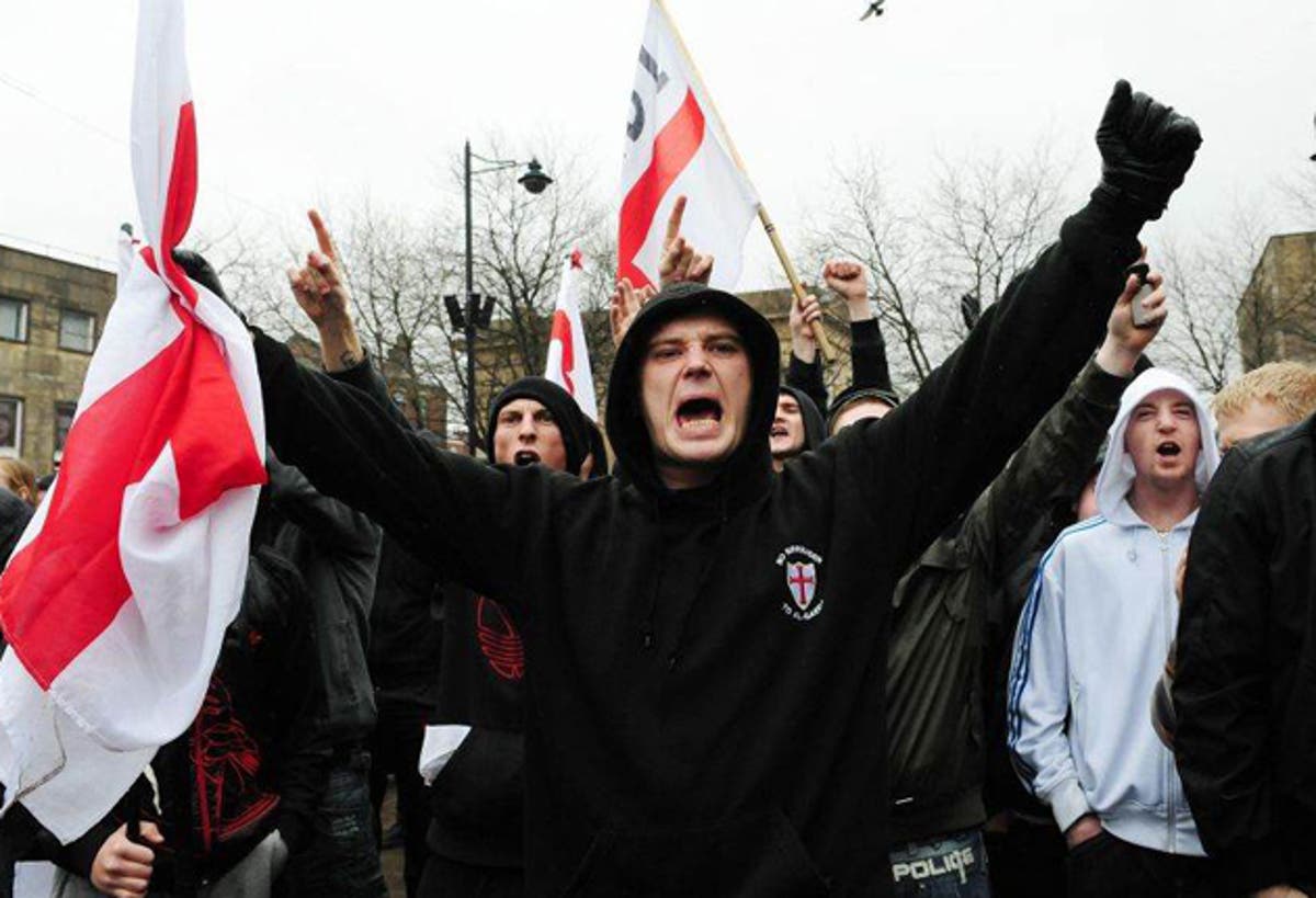 Luton braced for violence in far-right's 'homecoming' march | The ...