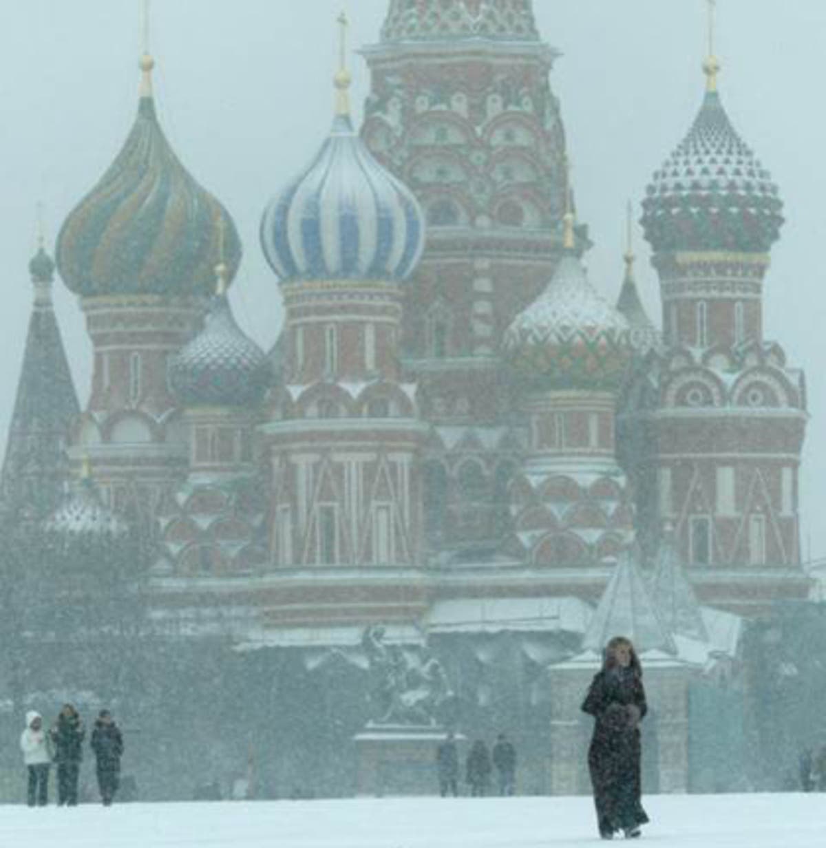 Russia frozen in time by plan to brighten the bleakest winter | The ...
