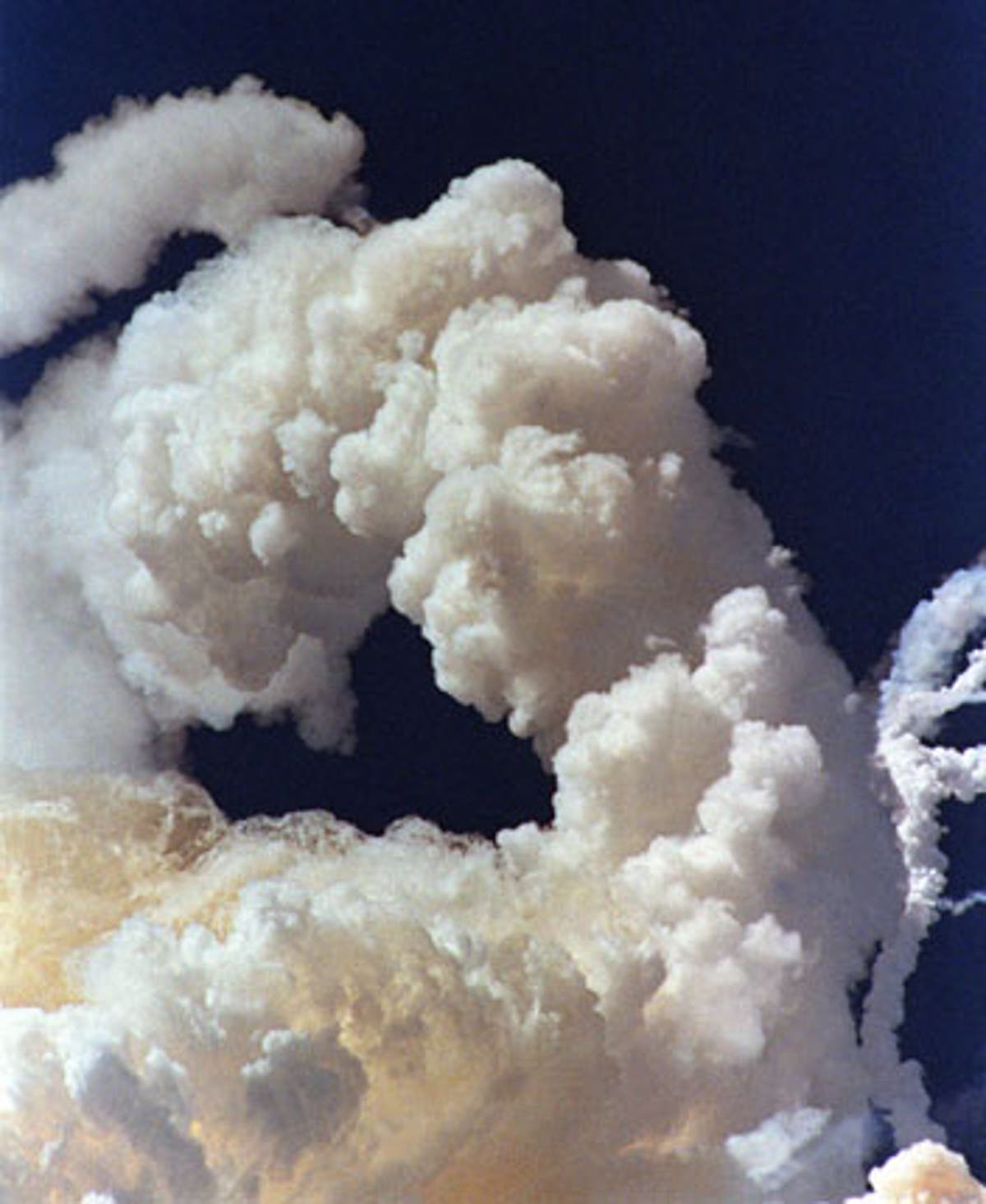 A Day That Shook The World: Challenger space shuttle explodes | The ...