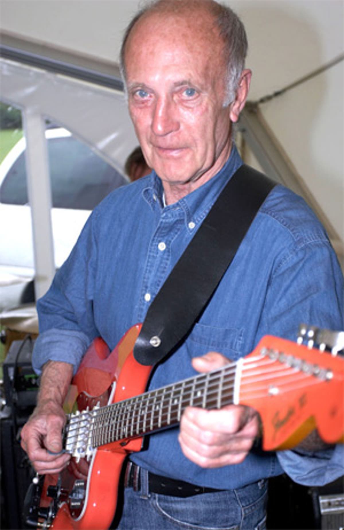 The Shadows bassist Jet Harris dies | The Independent | The Independent