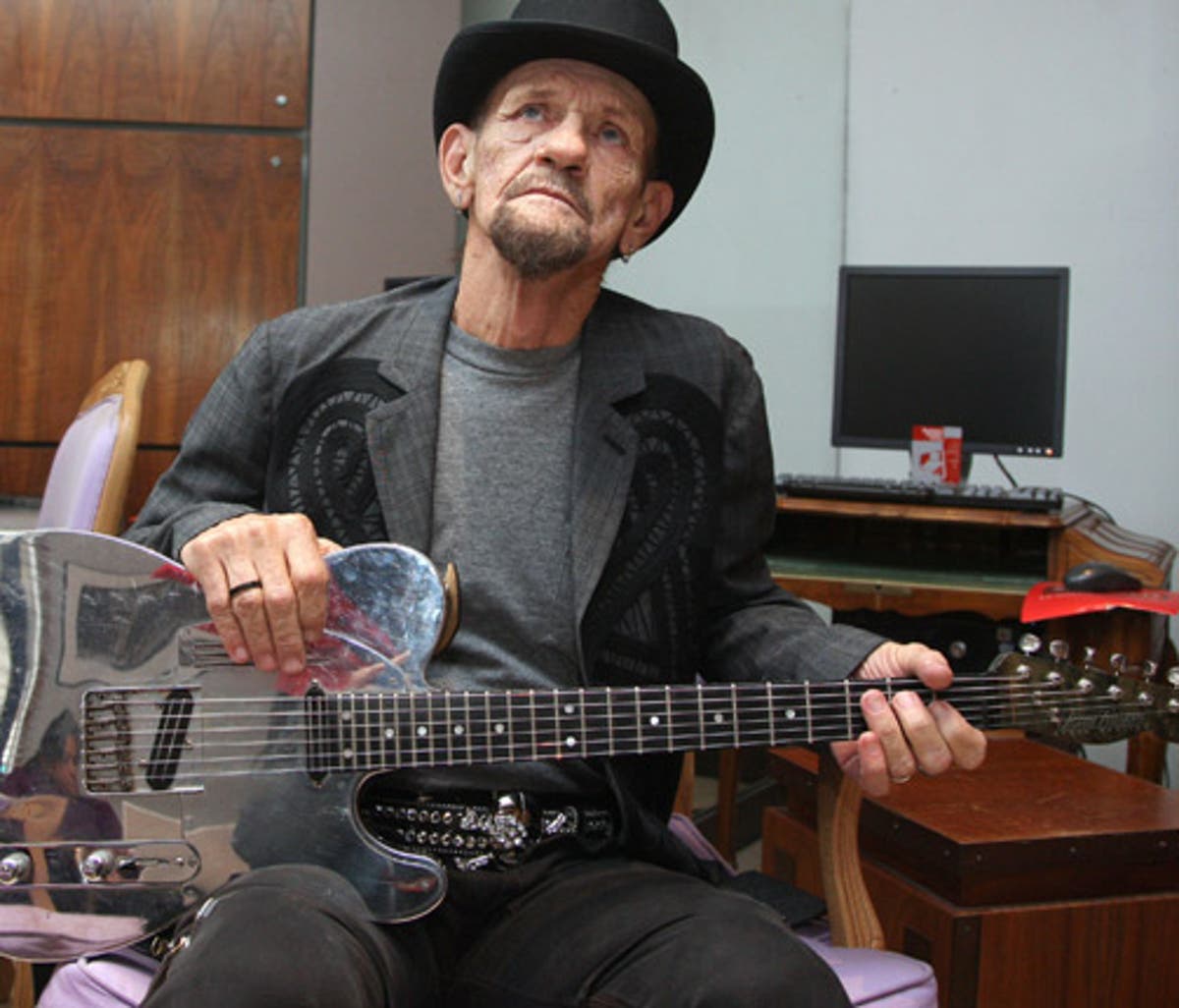 Calvin Russell: Texan rocker who found belated success in continental ...