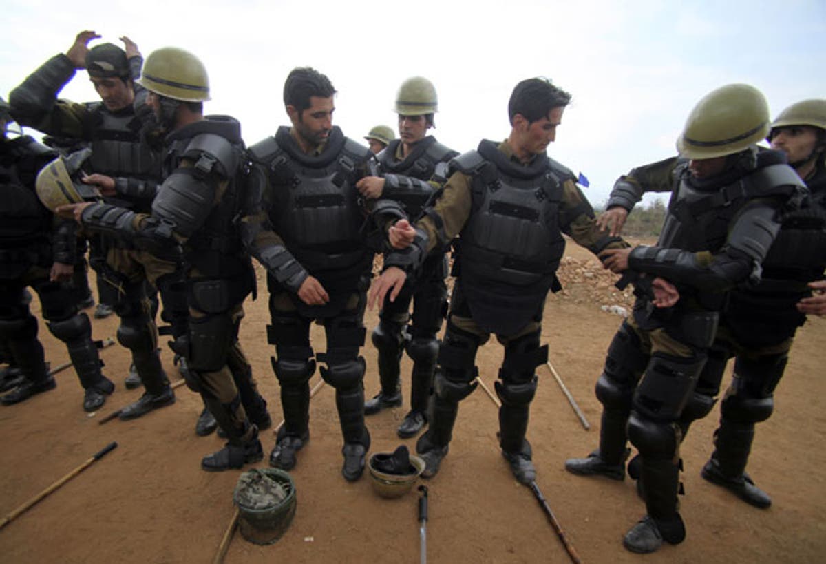 Heavy-handed Kashmir police take lessons in how not to kill | The ...
