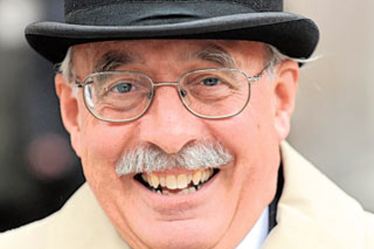 Professor Richard Holmes: Military historian whose books and television ...