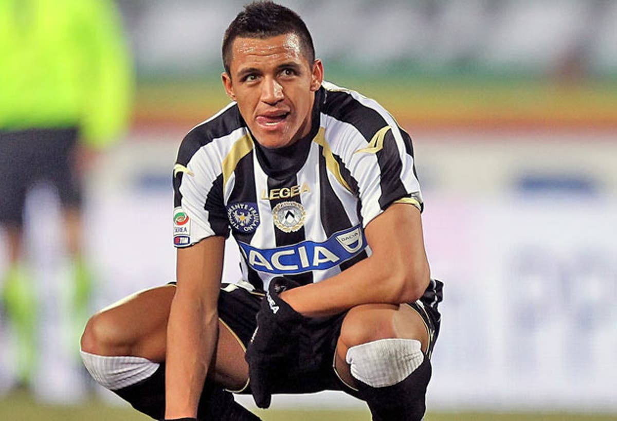 Manchester City and Udinese millions apart as bargaining for Sanchez ...