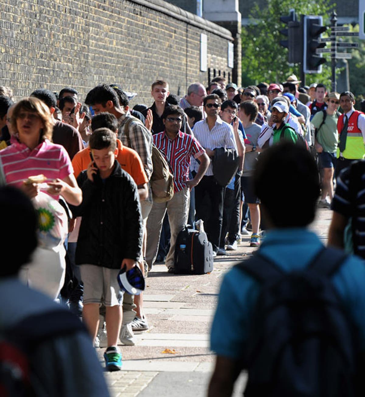Queues match anticipation for final day at Lord's | The Independent ...