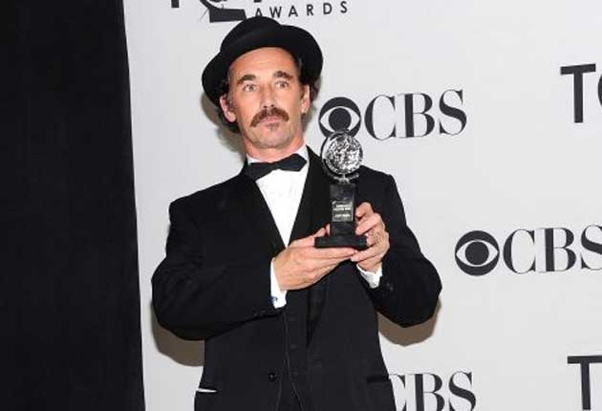 Rylance gives away his Tony to Wiltshire builder | The Independent ...