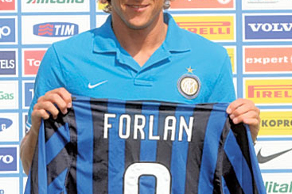 Forlan moves to Inter, but rest of Europe quiet on transfer D-day | The ...