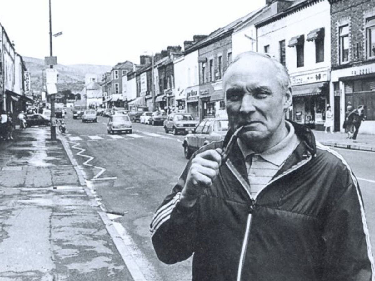 Gusty Spence: Loyalist terrorist who later became an advocate of peace ...