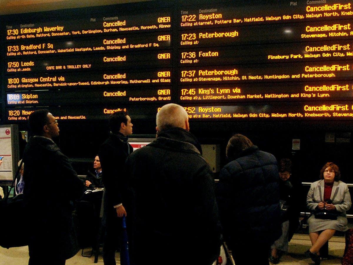 The train on platform 2 has already departed. Why? Leaves on the line ...