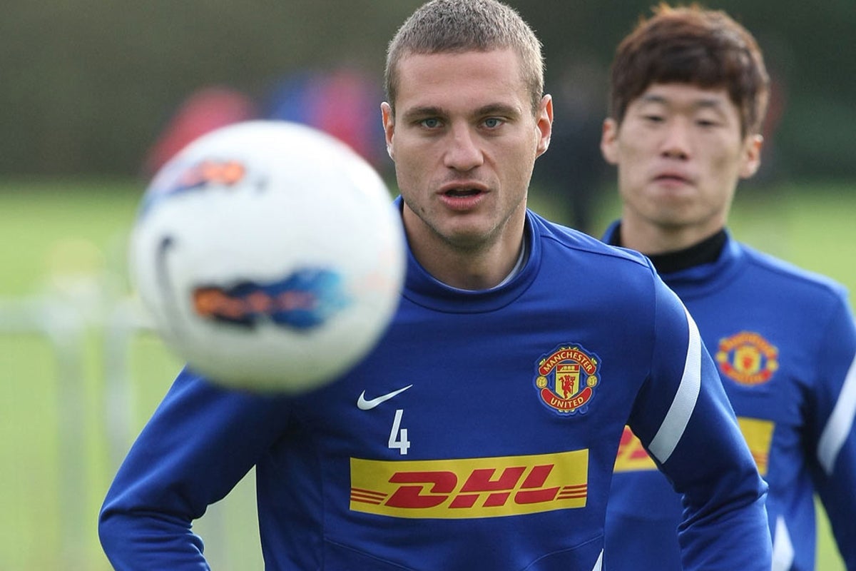 Manchester United captain Nemanja Vidic targets pre-season return | The ...