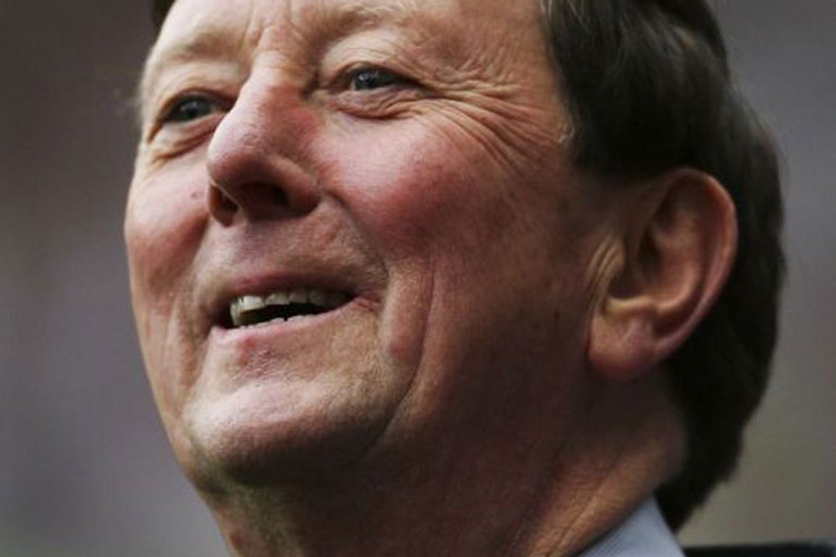 Robin Scott-Elliot: A spade is a spade – and ideal for gardening leave ...