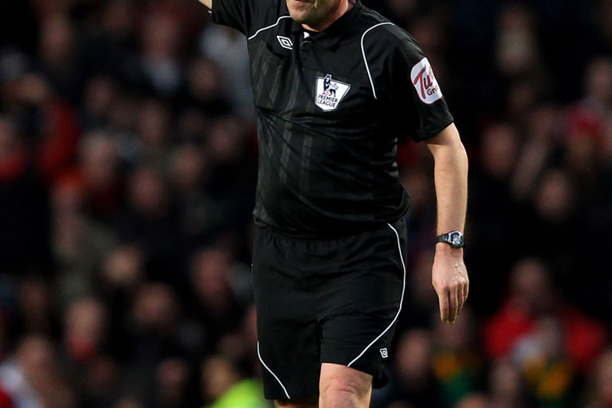 Phil Dowd selected to referee FA Cup final between Liverpool and Chelsea | The Independent | The ...