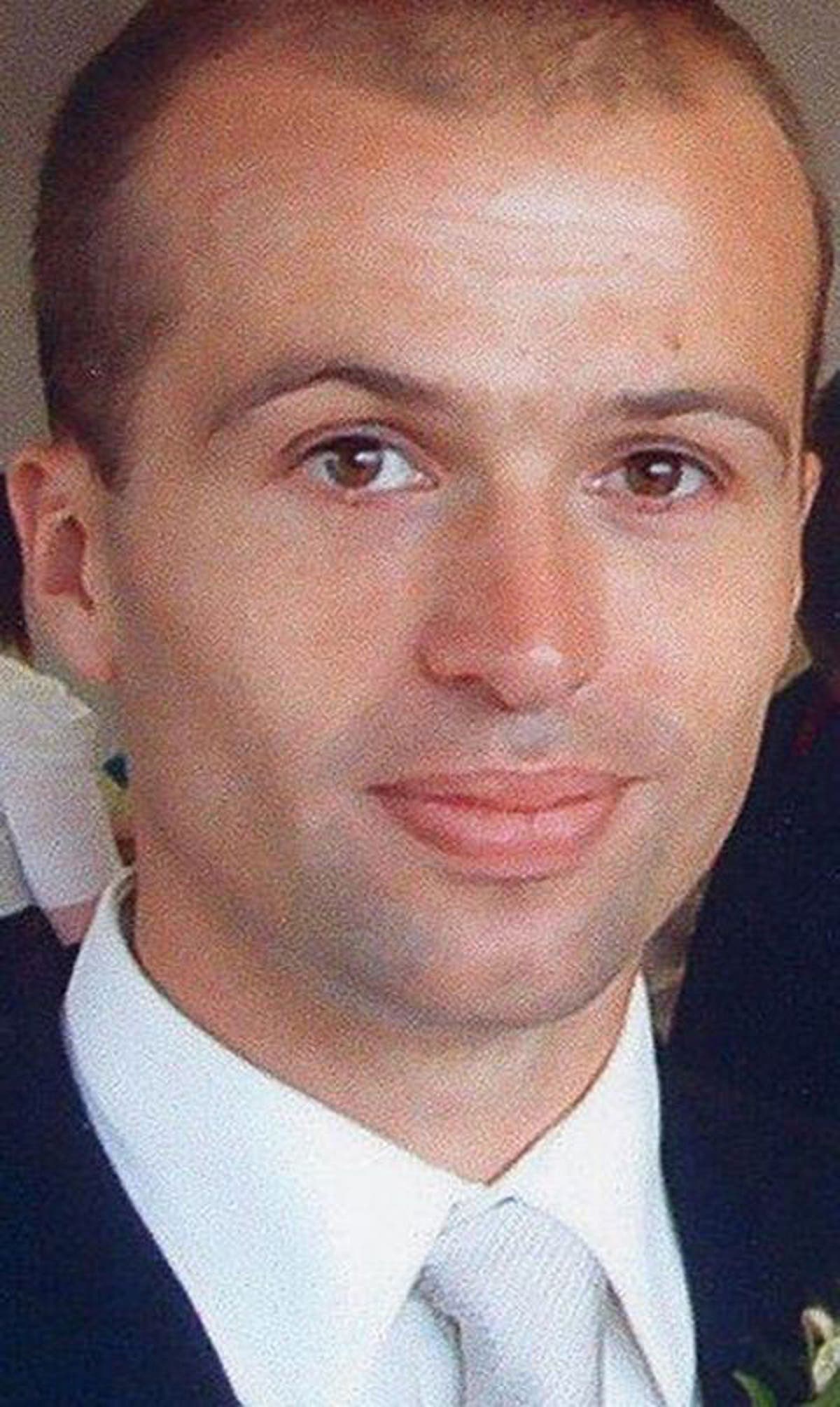 Family see graphic footage of Gareth Williams’ death scene as 'mystery ...