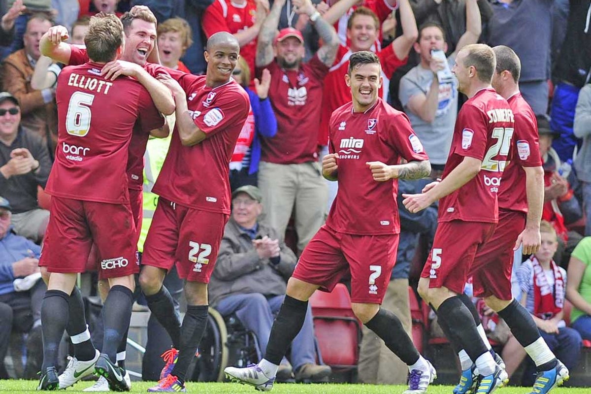 All the pressure is on Sheffield United, say savvy Stevenage manager ...