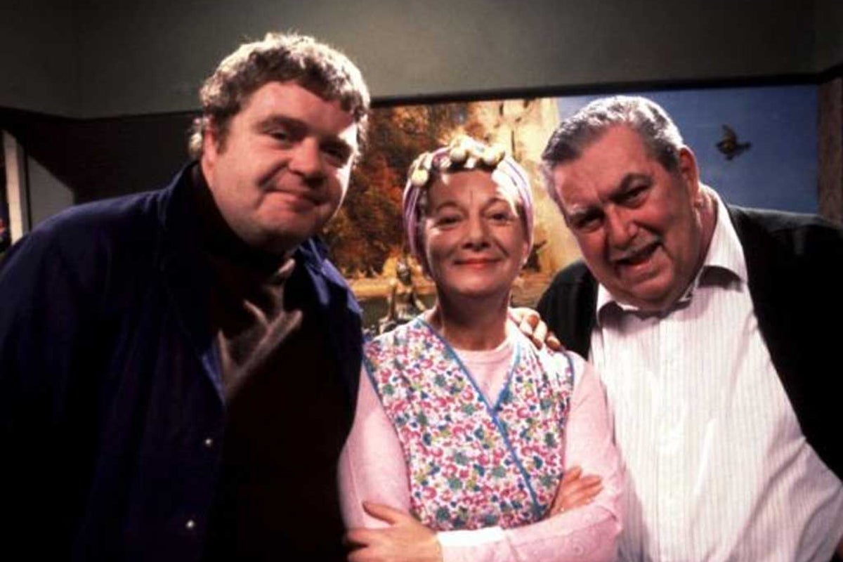 Geoffrey Hughes: Versatile actor who was happy to be cast as the ...