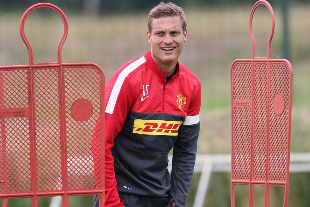 Nemanja Vidic returns to action for Manchester United | The Independent ...