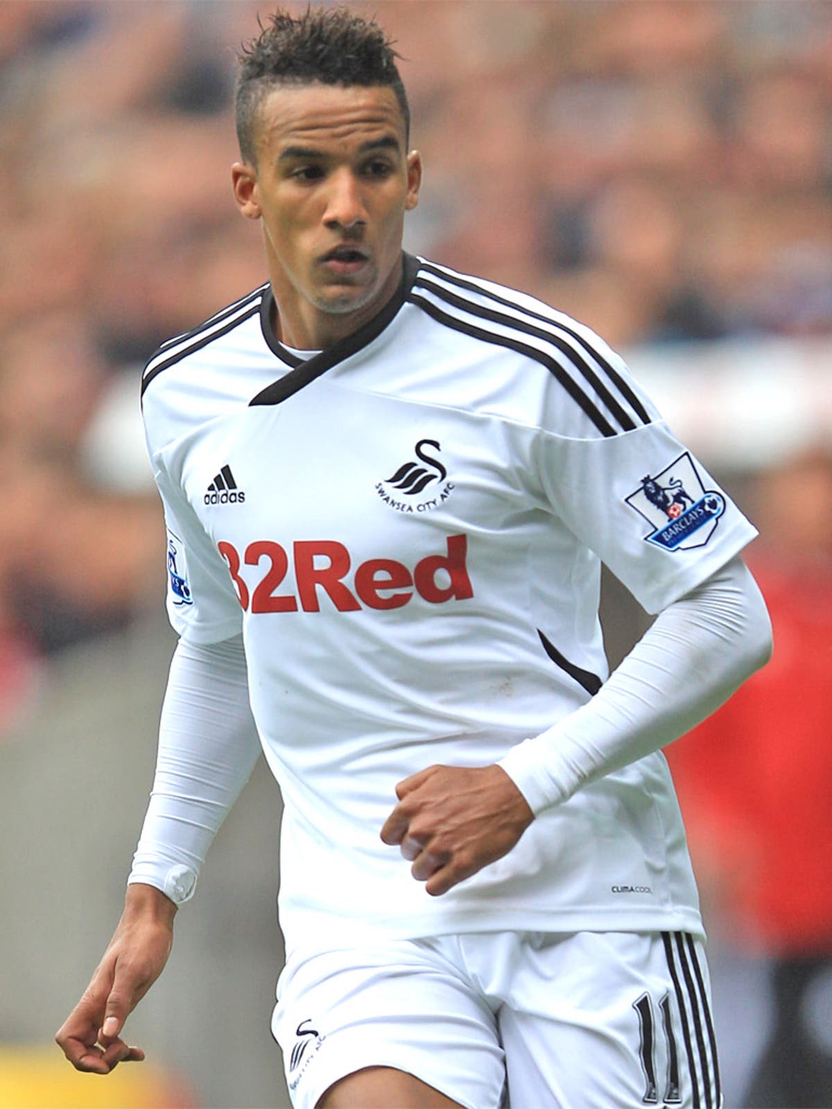 Swansea midfielder Scott Sinclair set for £5m move to Manchester City ...