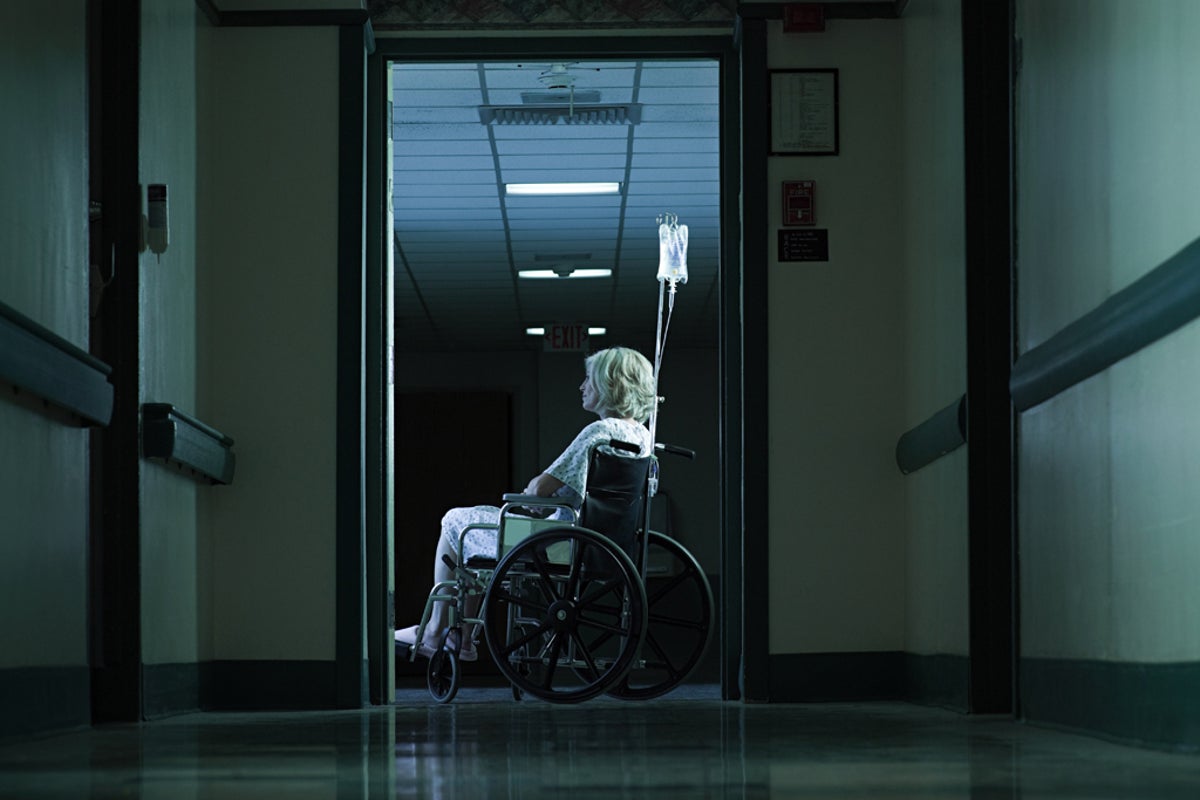 NHS is 'overcrowded and short-staffed' | The Independent | The Independent