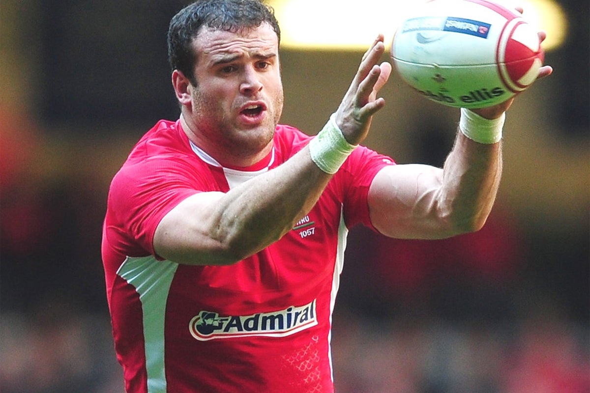 Cardiff battle to keep Roberts in Wales | The Independent | The Independent