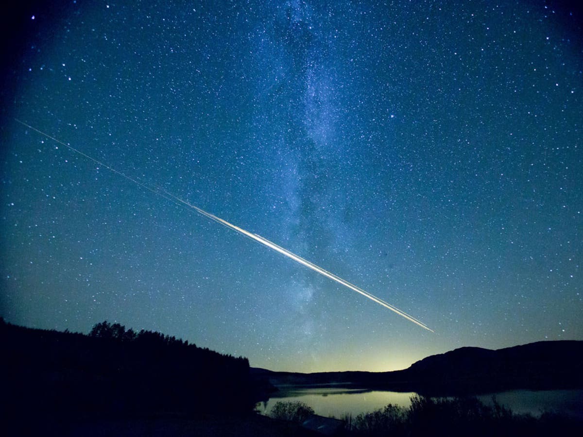 Police inundated with calls after sonic boom from meteor rocks Devon ...