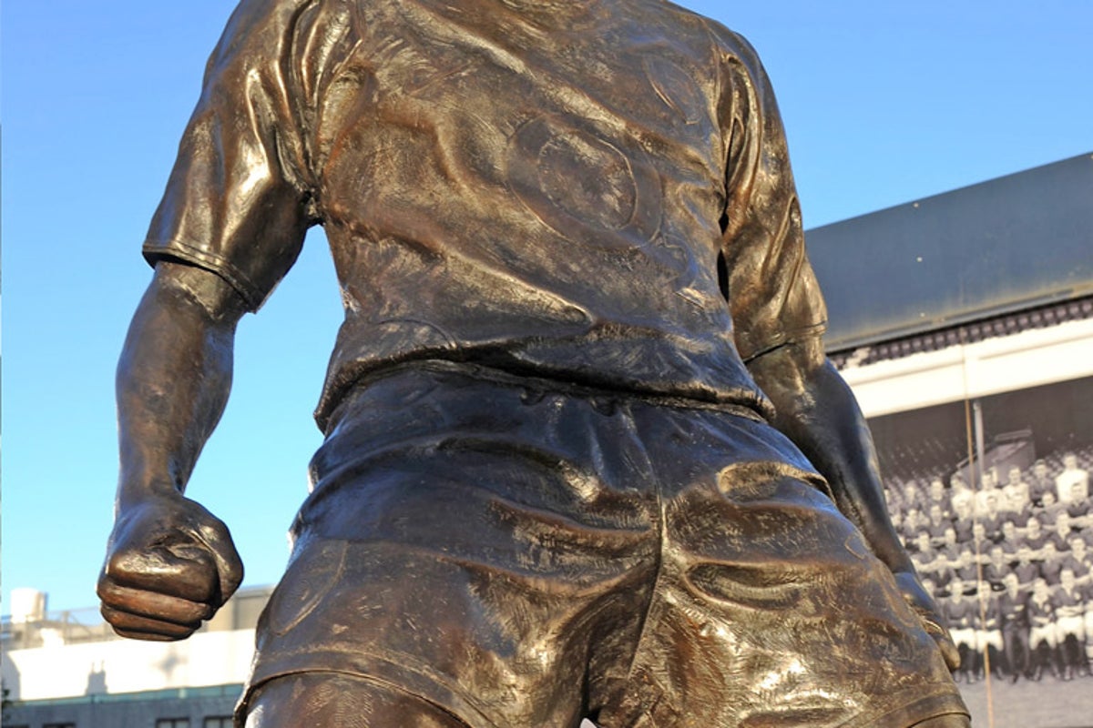 Tributes: Are statues for the living an own goal? | The Independent ...