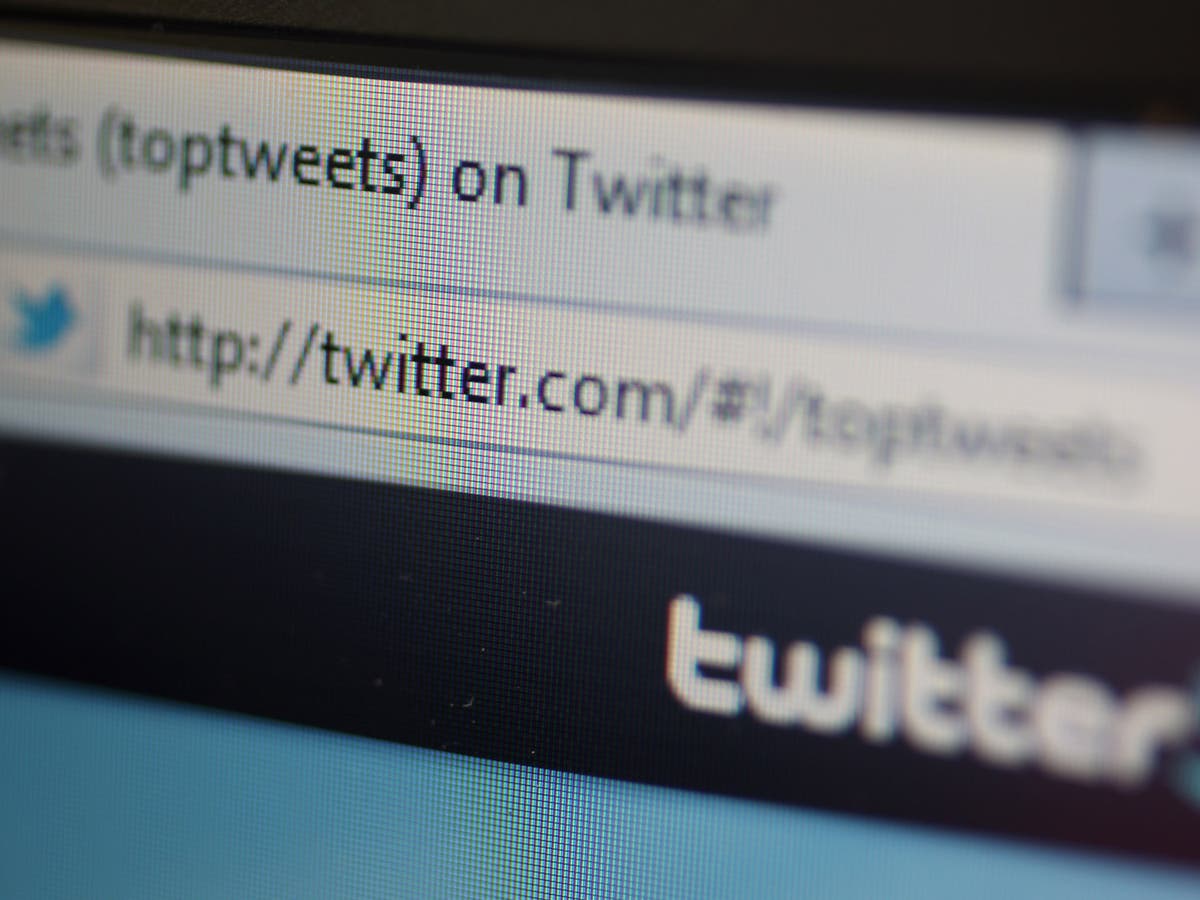 Israel wages Twitter war with Hamas over #Gaza | The Independent | The ...