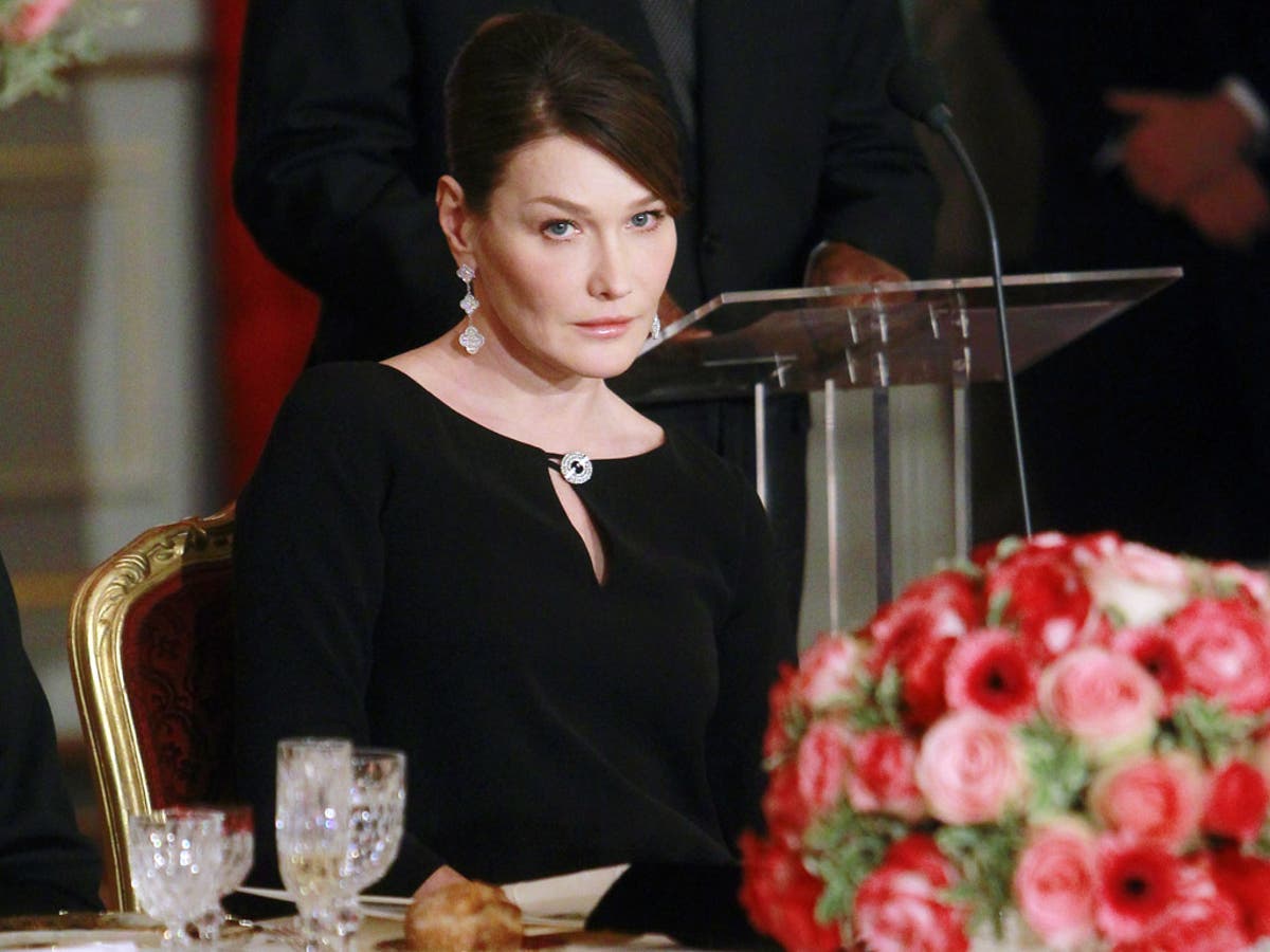 Carla Bruni doesn't understand that being bourgeois and feminist are ...
