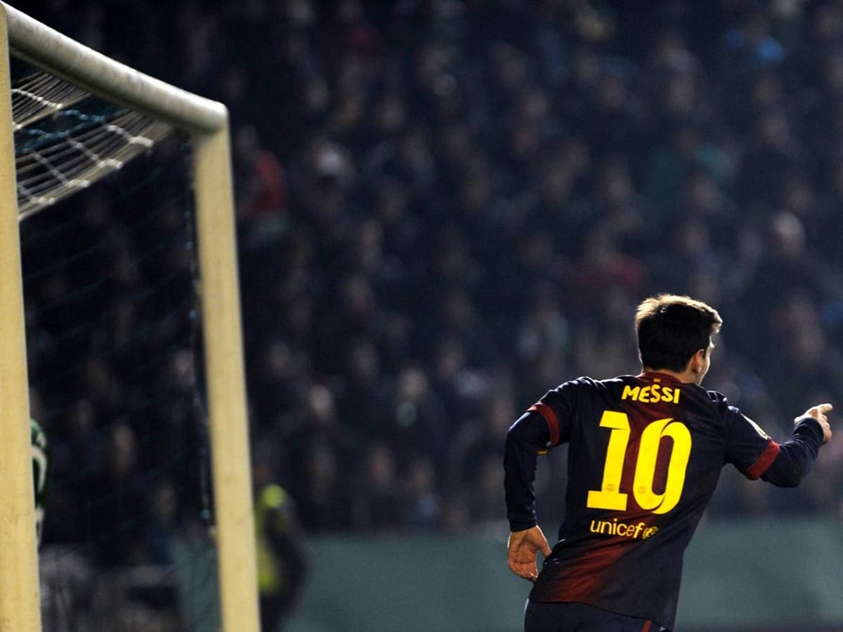 Lionel Messi takes goal tally to 88 with Barcelona brace - and has a ...