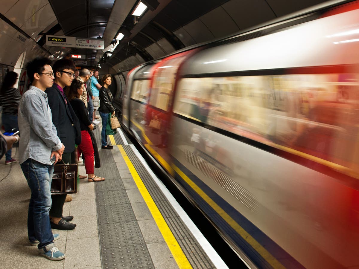 London Underground to run extended Tube services until 2am on Friday ...