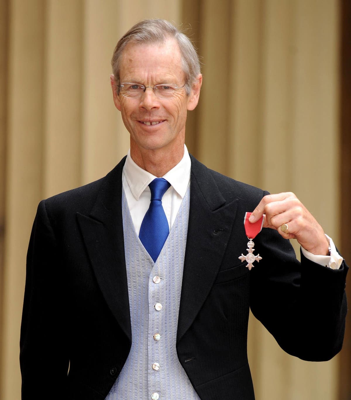 Cricket mourns Christopher Martin-Jenkins, Test Match Special's revered ...