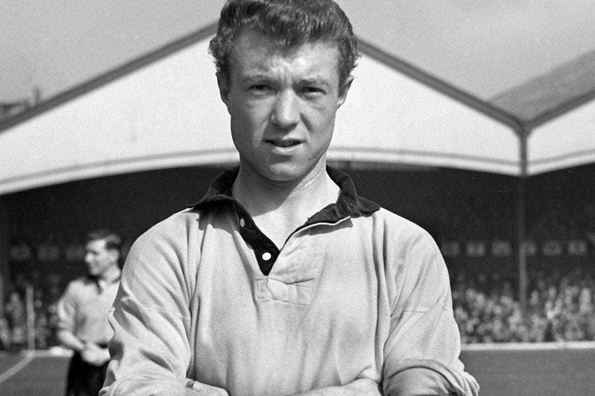 George Showell: Wolves stalwart of the 1950s and '60s | The Independent ...