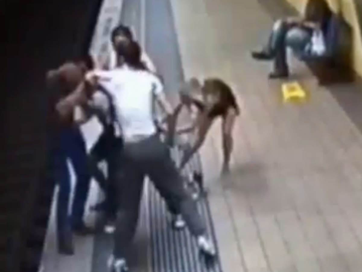 Video: Shocking scenes of violence at Australian train stations | The ...
