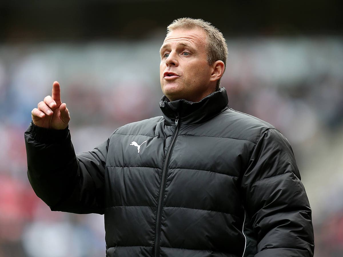 Stevenage sack manager Gary Smith following dreadful run | The ...